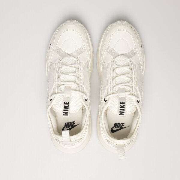 NIKE TC 7900 kolor Biały (DD9682-100) - Buty, Damskie, Sneakersy ...